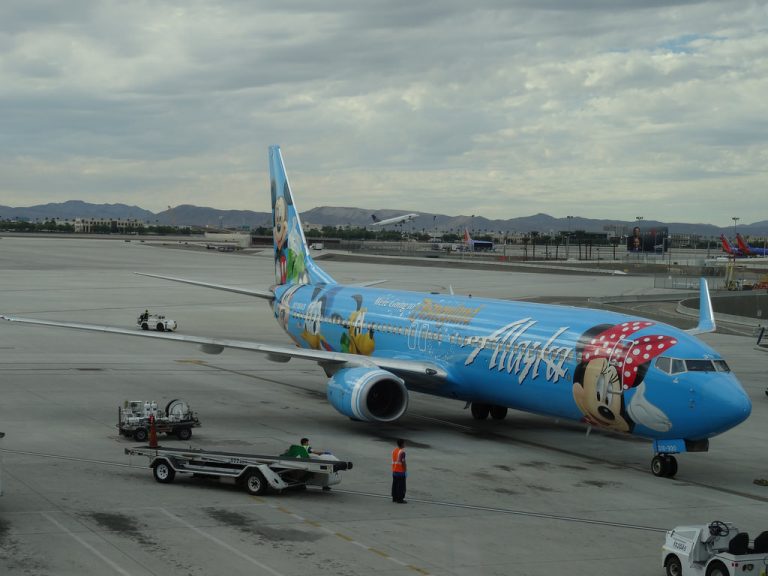 Alaska Airlines Disney Jet "Spirit of Disneyland II" Boeing 737-900