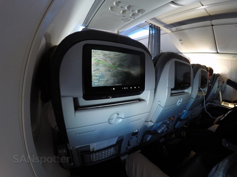 American Airlines Fleet Boeing 737-800 Details and Pictures