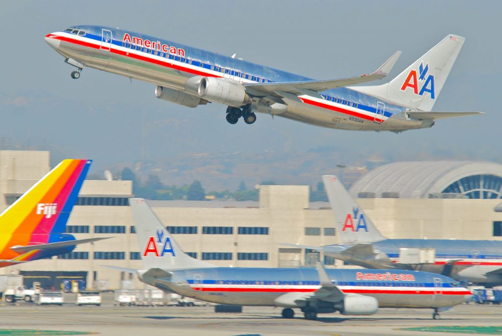 American Airlines Fleet Boeing 737-800 Details and Pictures