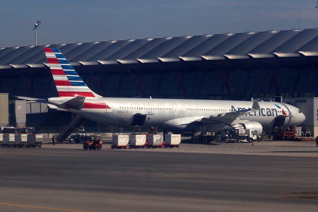 American Airlines Fleet Airbus A330-300 Details and Pictures