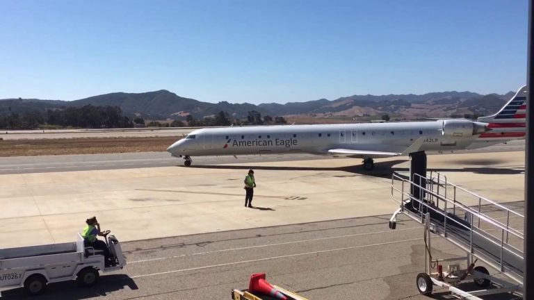 American Airlines Fleet Bombardier CRJ-900 Details and Pictures
