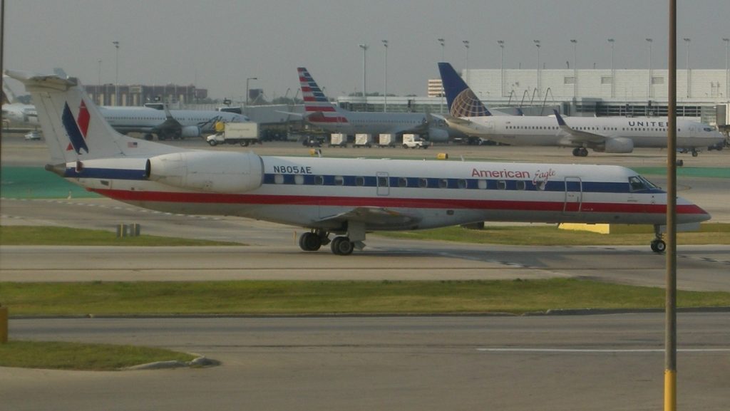 American Airlines Fleet Embraer ERJ-140 Details and Pictures