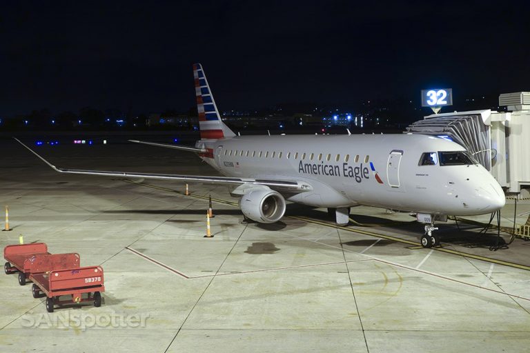 American Airlines Fleet Embraer E175 Details and Pictures