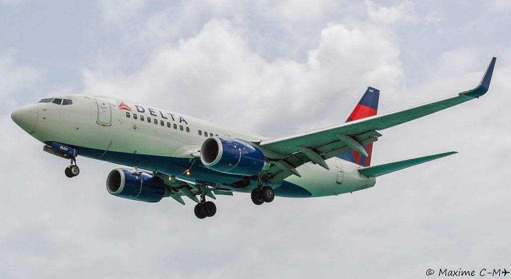 Delta Air Lines Fleet Boeing 737-700 Details and Pictures