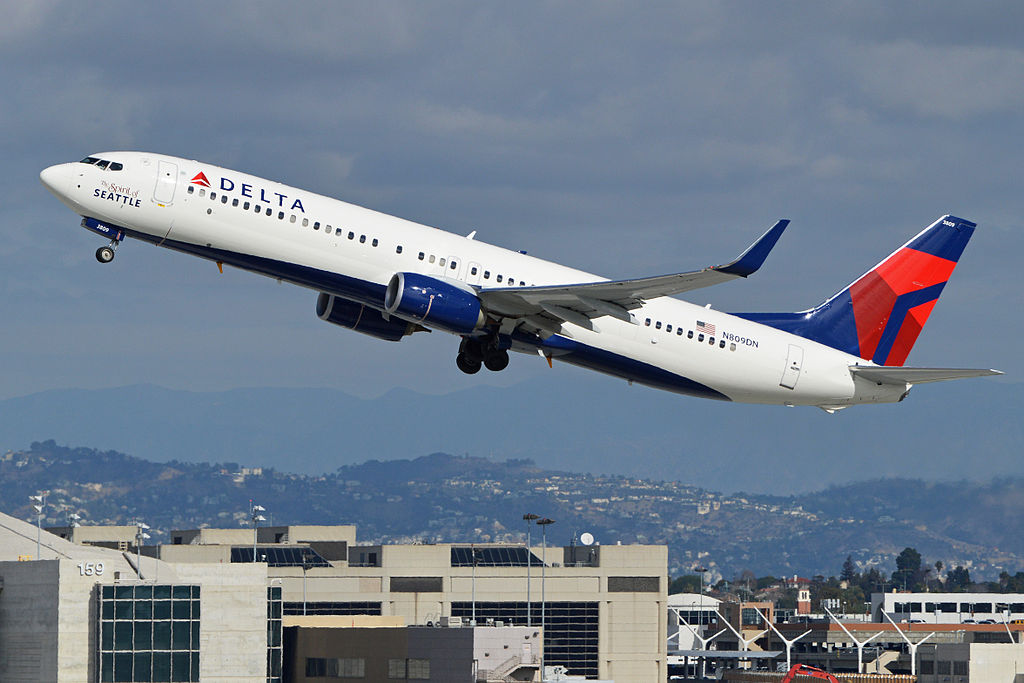 Delta Air Lines Fleet Boeing 737-900ER Details and Pictures