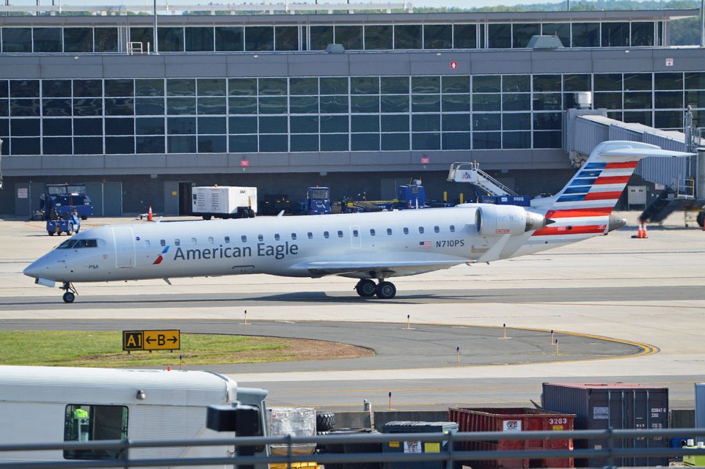 American Airlines Fleet Bombardier CRJ-700 Details and Pictures
