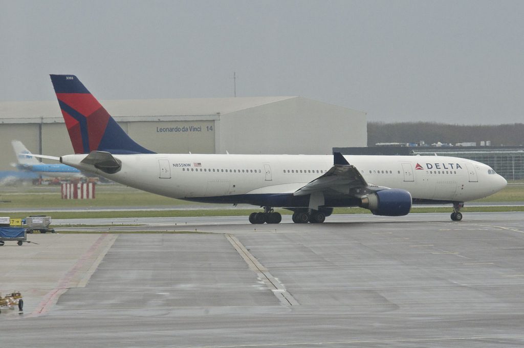 Delta Air Lines Fleet Airbus A330-200 Details and Pictures