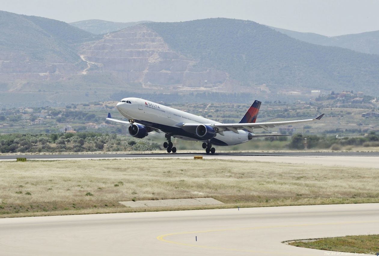 Delta Air Lines Fleet Airbus A330-300 Details and Pictures