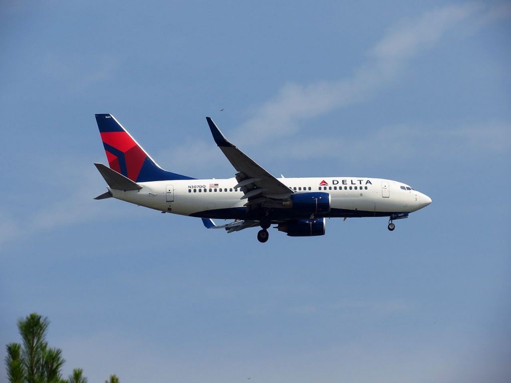 Delta Air Lines Fleet Boeing 737-700 Details and Pictures