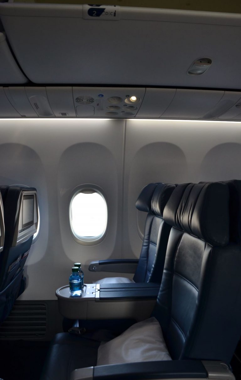 Delta Air Lines Fleet Boeing 737-900ER Details and Pictures