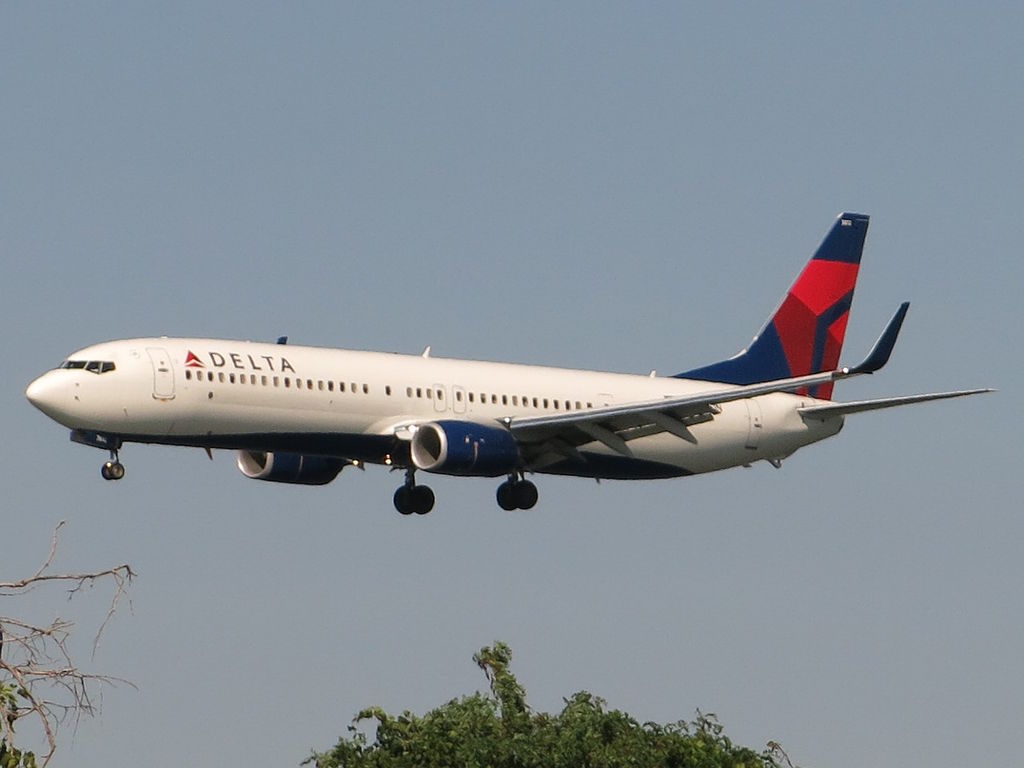 Delta Air Lines Fleet Boeing 737-900ER Details and Pictures