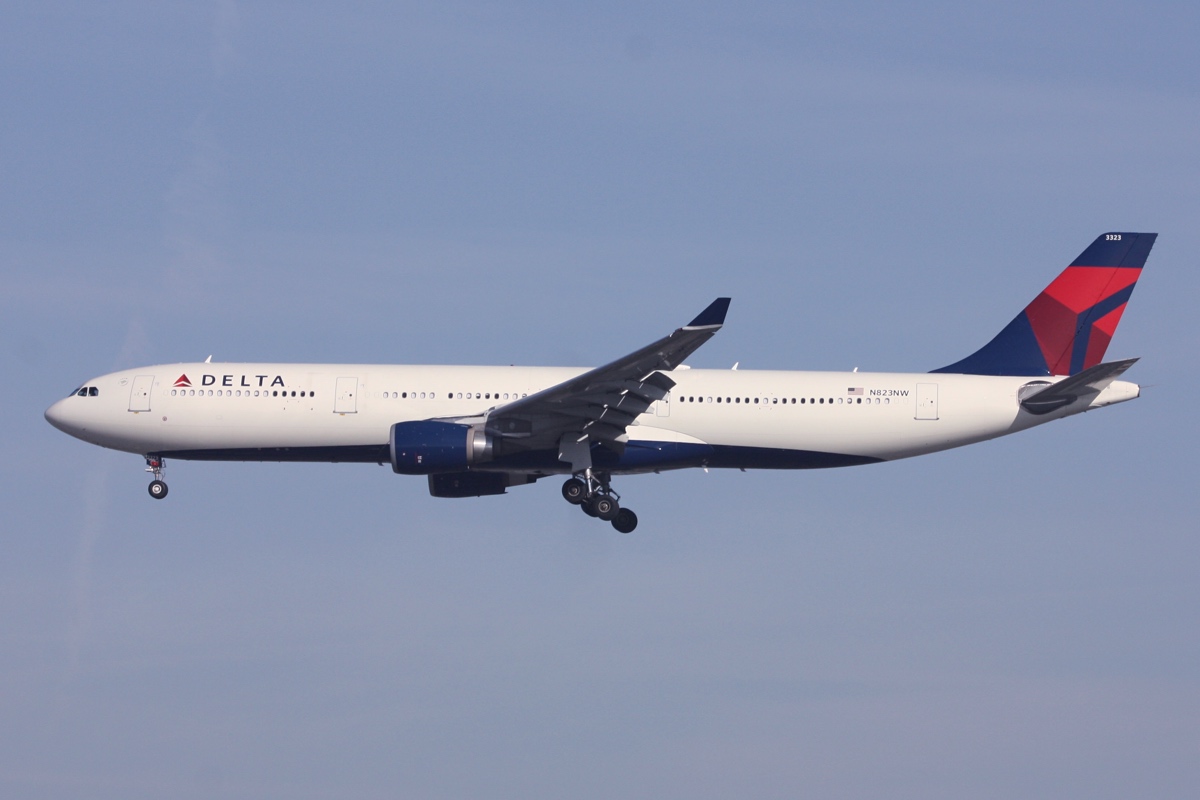 Delta Air Lines Fleet Airbus A330-300 Details and Pictures