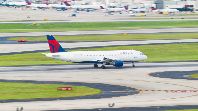 Delta Air Lines Fleet Airbus A320-200 Details and Pictures