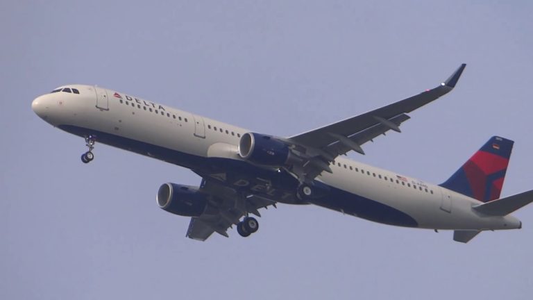 Delta Air Lines Fleet Airbus A321-200 Details and Pictures