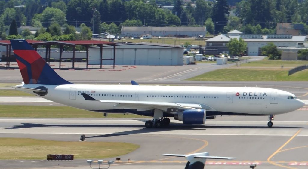Delta Air Lines Fleet Airbus A330-200 Details and Pictures