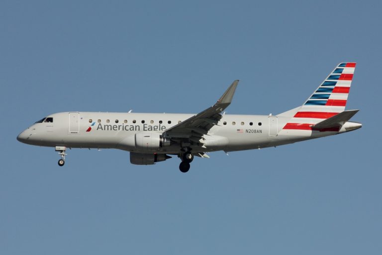 American Airlines Fleet Embraer E175 Details and Pictures