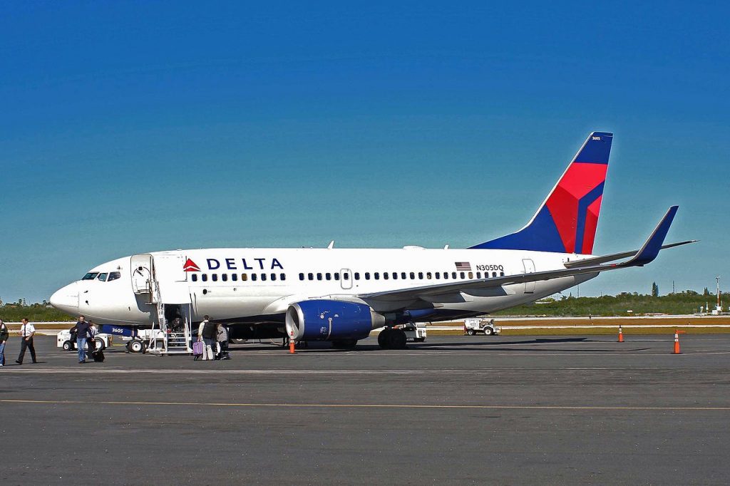 Delta Air Lines Fleet Boeing 737-700 Details and Pictures