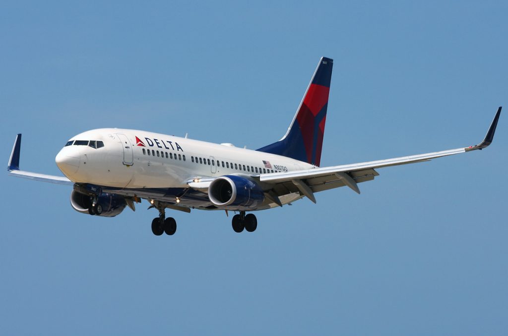 Delta Air Lines Fleet Boeing 737-700 Details and Pictures