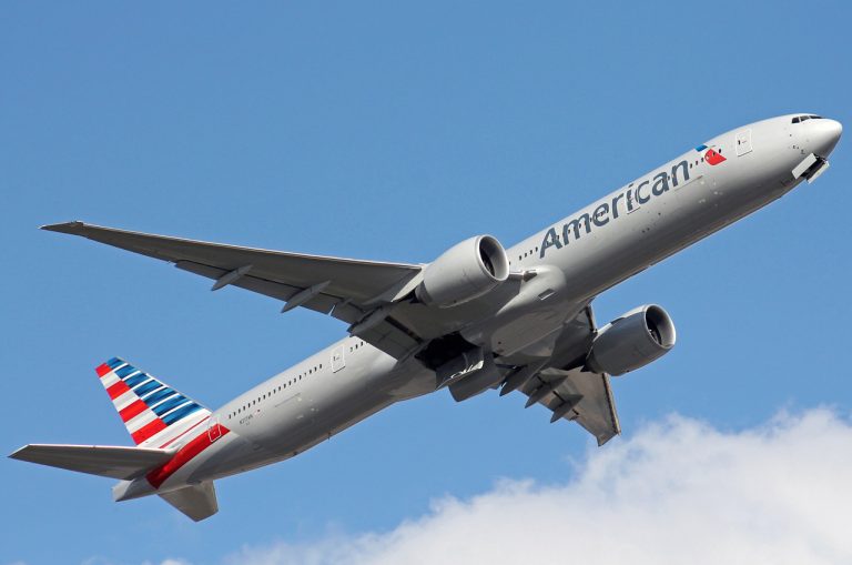 American Airlines Fleet Boeing 777-300ER Details and Pictures