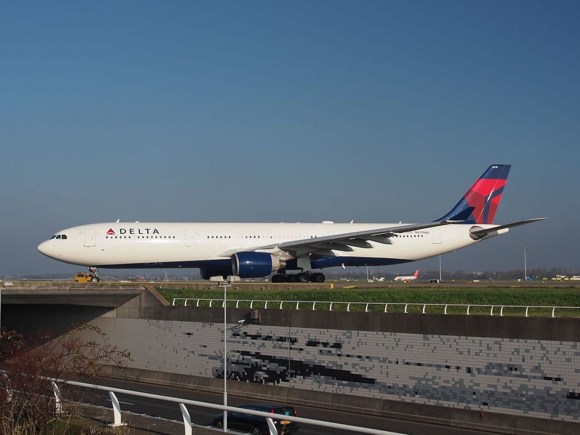 Delta Air Lines Fleet Airbus A330-300 Details and Pictures