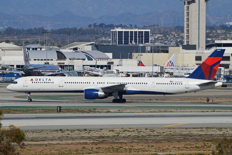 Delta Air Lines Fleet Boeing 757-300 Details and Pictures