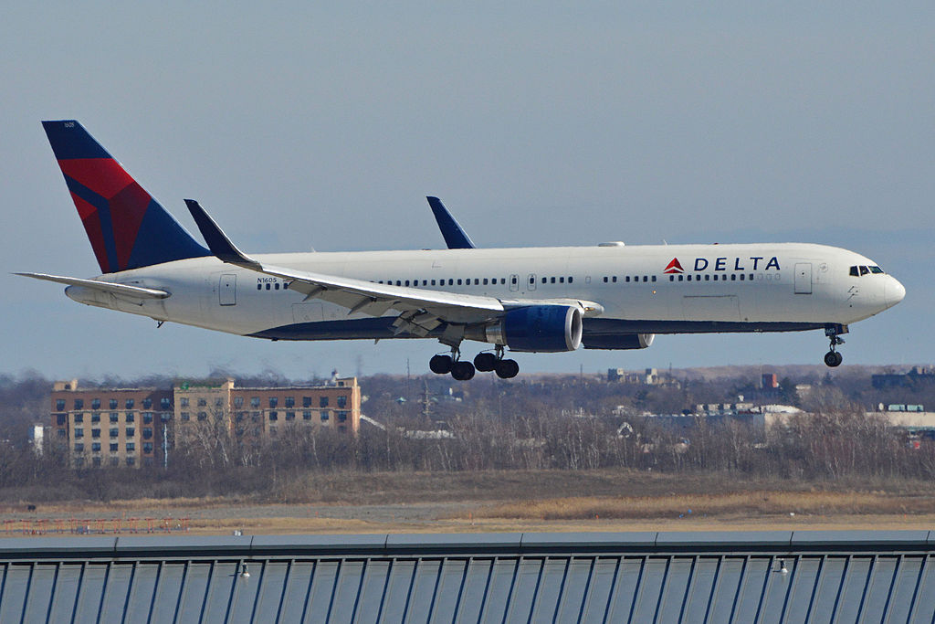 Delta Air Lines Fleet Boeing 767-300ER Details and Pictures