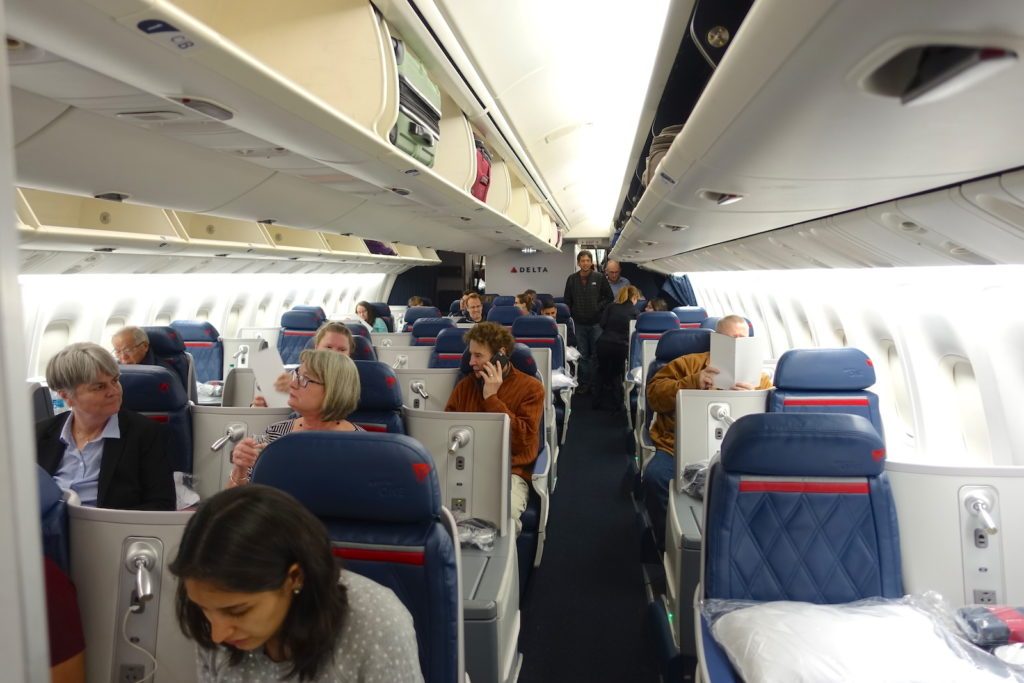 Delta Air Lines Fleet Boeing 767 400er Details And Pictures 0228