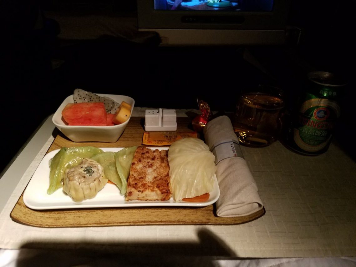 Delta Air Lines Fleet Boeing 777-200LR Details and Pictures