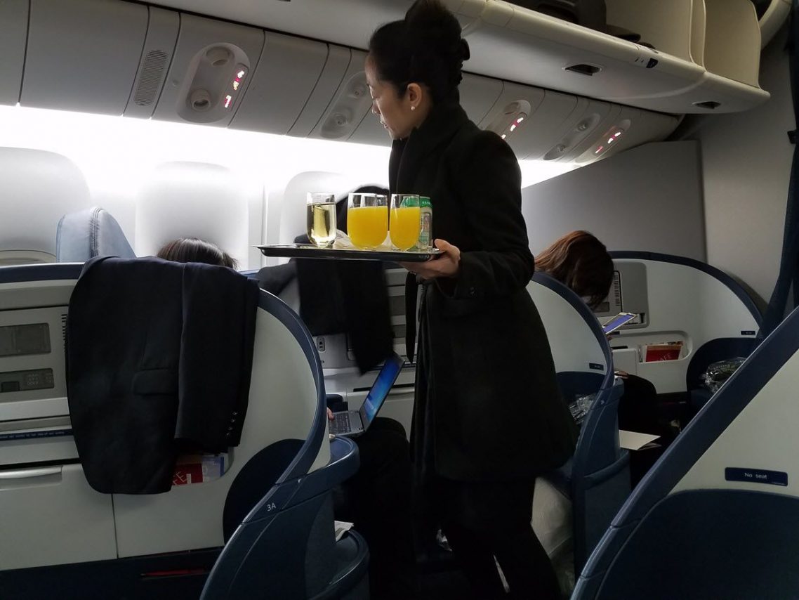 Delta Air Lines Fleet Boeing 777-200LR Details and Pictures