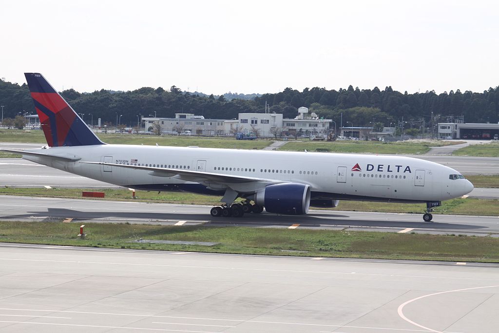 Delta Air Lines Fleet Boeing 777-200LR Details and Pictures