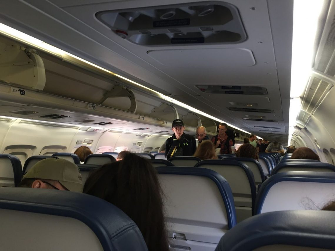 Delta Air Lines Fleet McDonnell Douglas MD-90-30 (M90) Details and Pictures