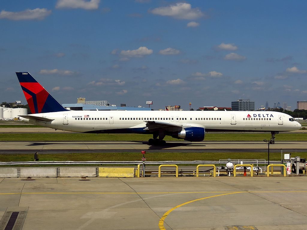Delta Air Lines Fleet Boeing 757-300 Details and Pictures ...