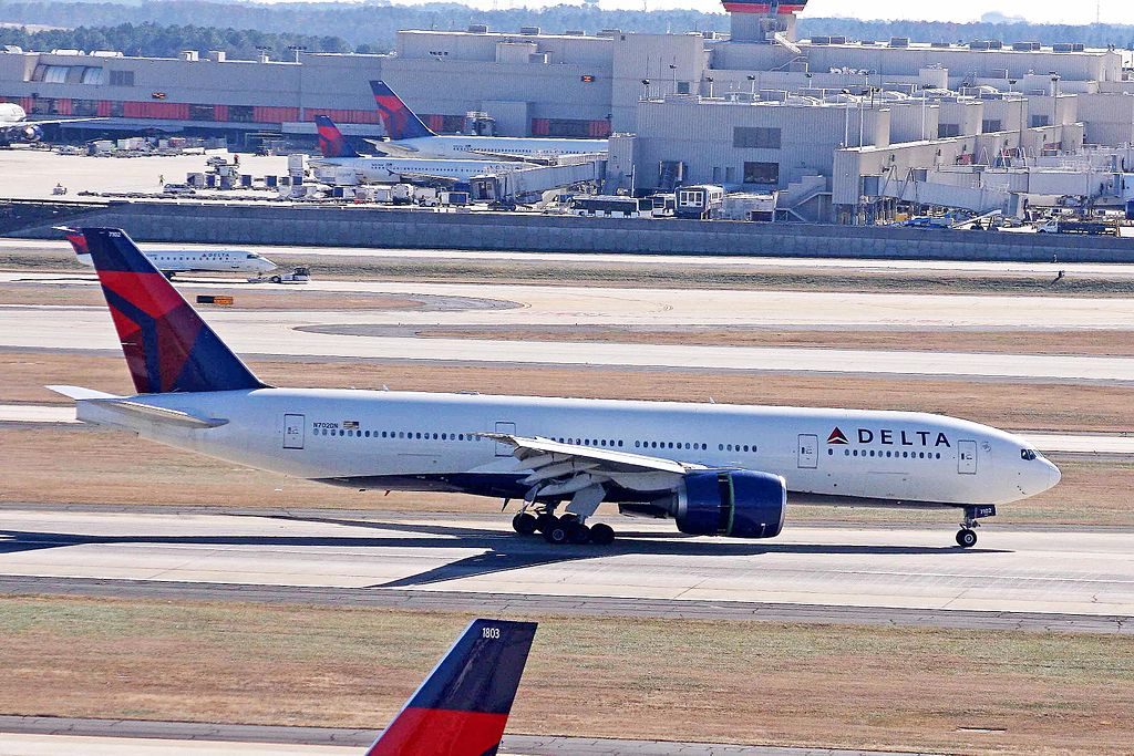 Delta Air Lines Fleet Boeing 777-200LR Details and Pictures
