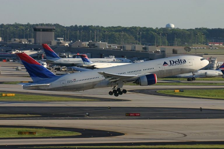 Delta Air Lines Fleet Boeing 777-200ER Details and Pictures