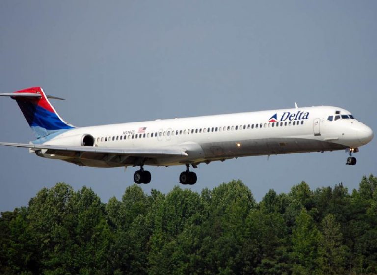 Delta Air Lines Fleet McDonnell Douglas MD-88 (M88) Details and Pictures