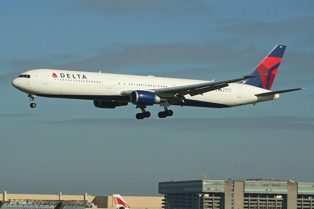 Delta Air Lines Fleet Boeing 767-400ER Details and Pictures