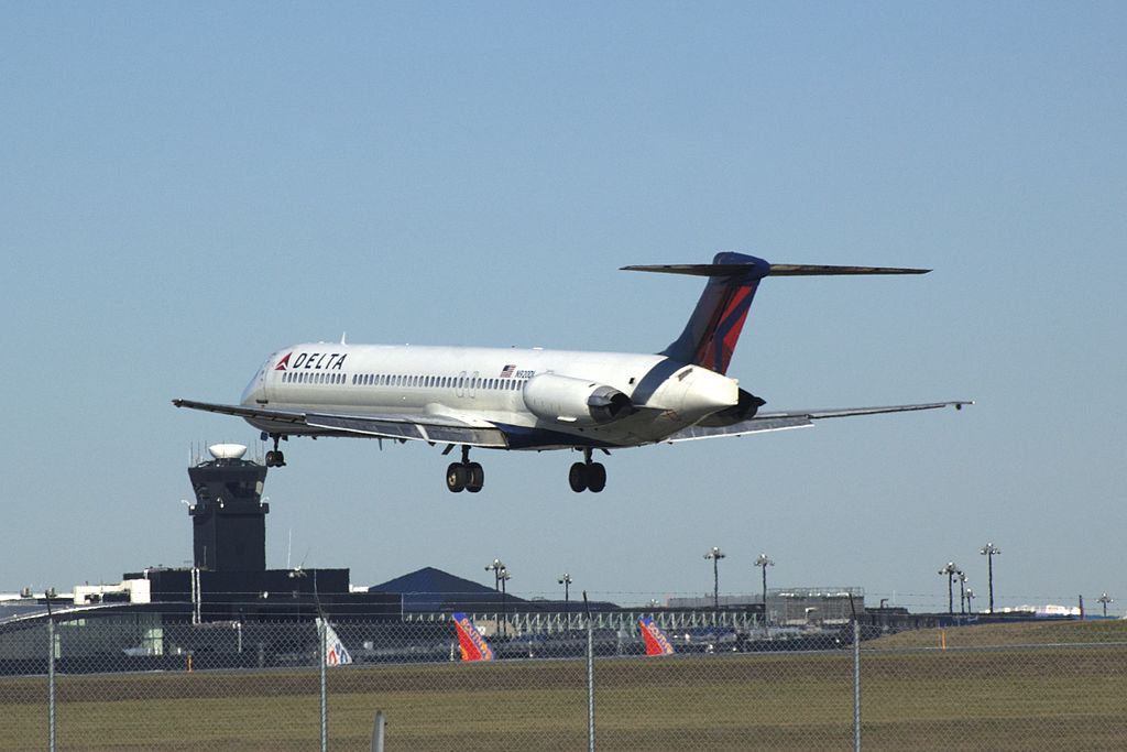 Delta Air Lines Fleet McDonnell Douglas MD-88 (M88) Details and Pictures