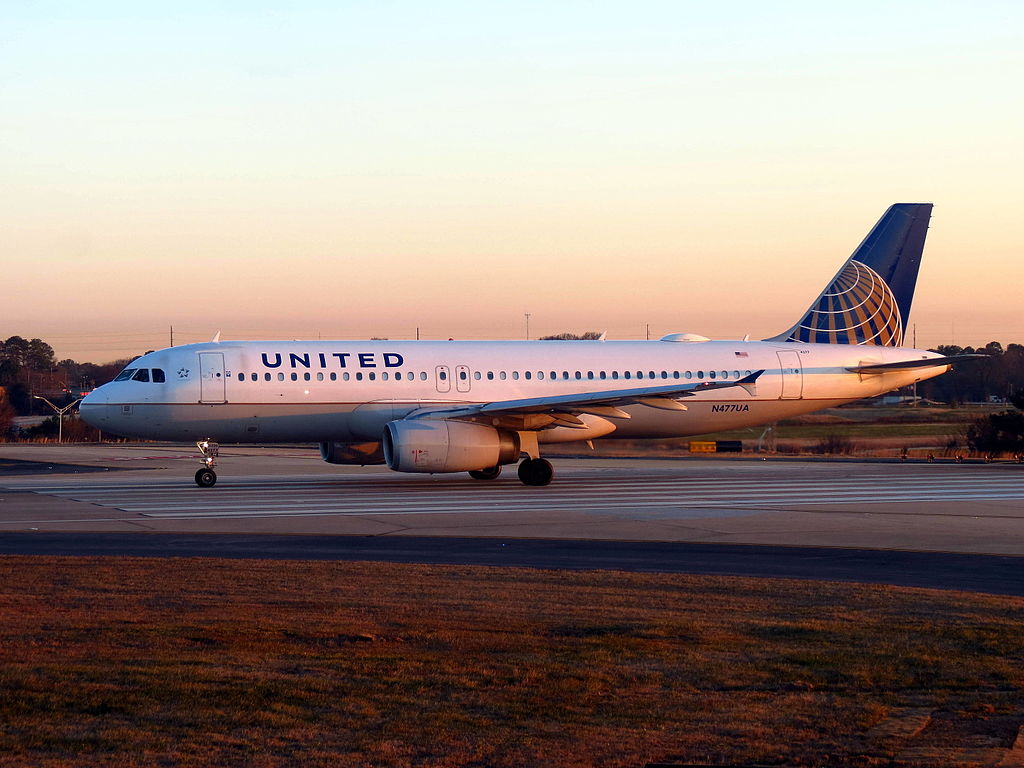 United Airlines Fleet Airbus A320-200 Details and Pictures