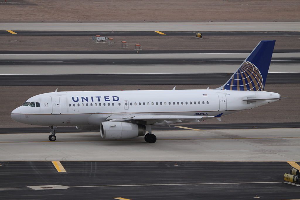 United Airlines Fleet Airbus A319-100 Details and Pictures ...