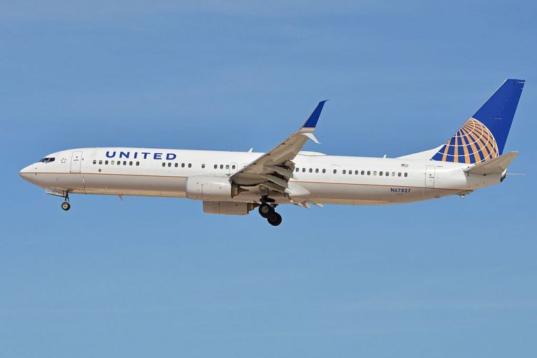United Airlines Fleet Boeing 737-900ER Details and Pictures