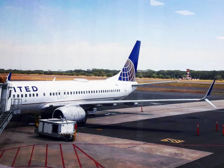 United Airlines Fleet Boeing 737-800 Details and Pictures