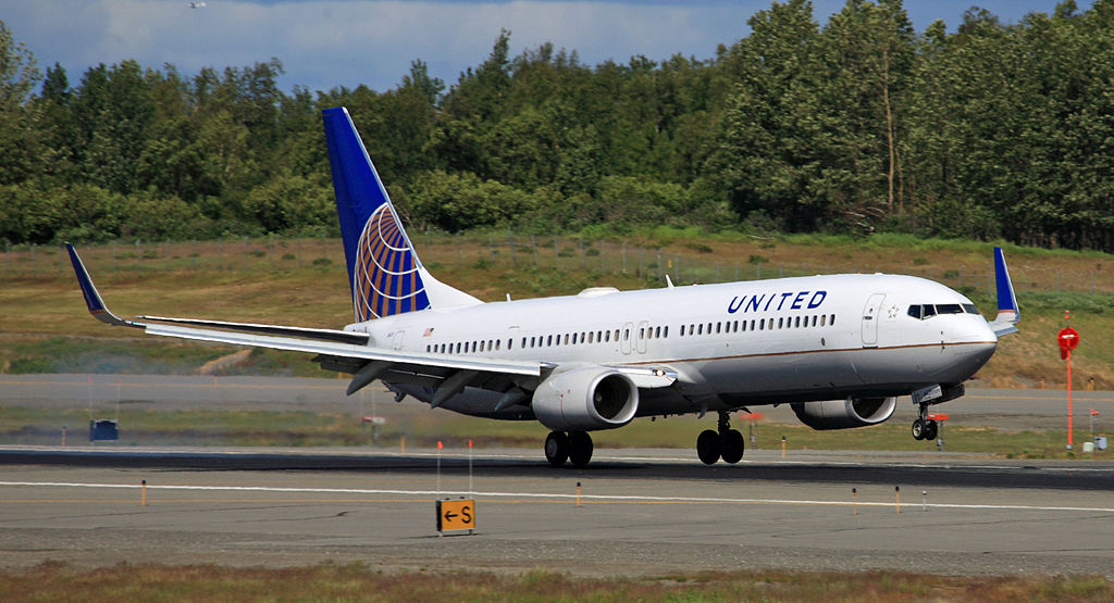 United Airlines Fleet Boeing 737-900ER Details and Pictures