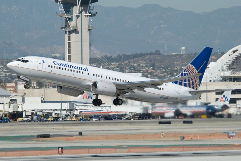 United Airlines Fleet Boeing 737-800 Details and Pictures