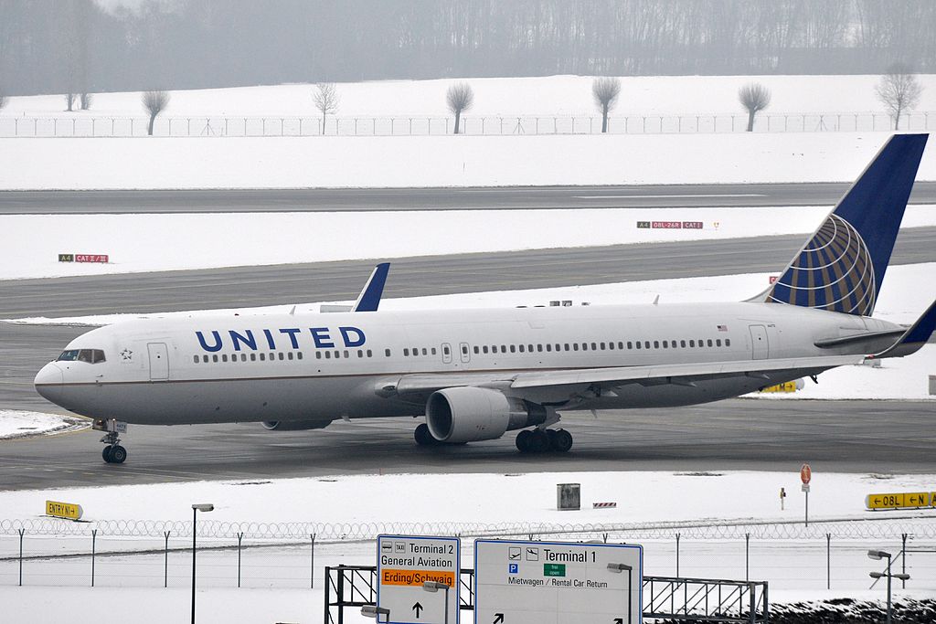 United Airlines Fleet Boeing 767-300ER Details and Pictures
