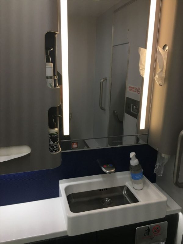 United Airlines Fleet Boeing 777-300ER Details and Pictures