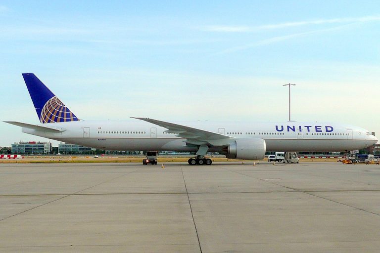 United Airlines Fleet Boeing 777-300ER Details and Pictures