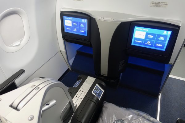 JetBlue Airways Fleet Airbus A321-200 Details and Pictures