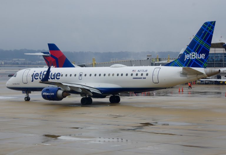 JetBlue Airways Fleet Embraer ERJ-190 Details and Pictures