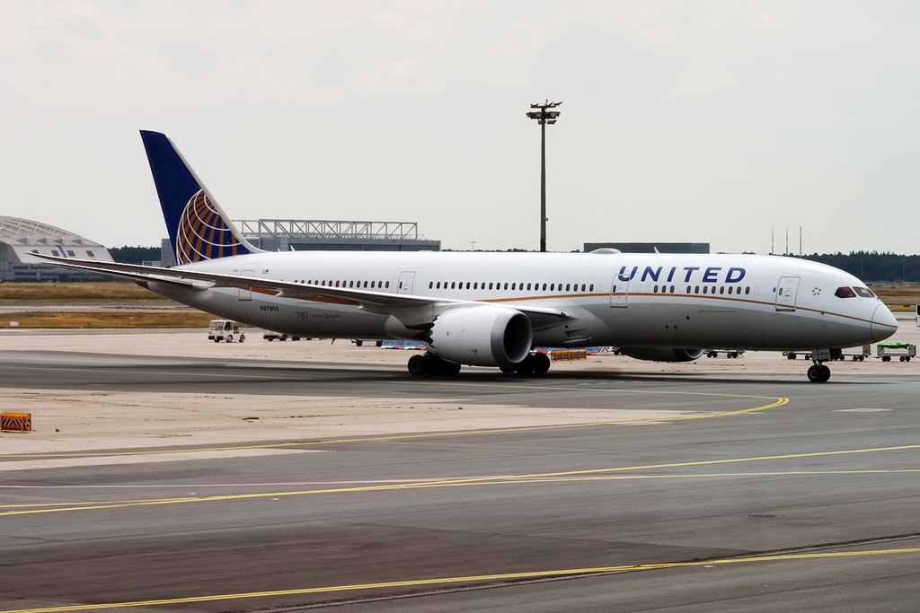 United Airlines Fleet Boeing 787-9 Dreamliner Details and Pictures
