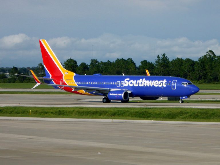 Southwest Airlines Fleet Boeing 737-800 Details and Pictures